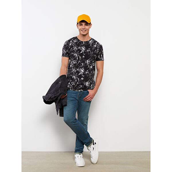Bisiklet Yaka Kısa Kollu Desenli Penye Erkek Tişört