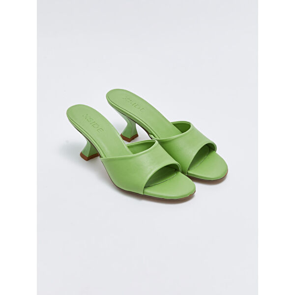 Deri Görünümlü Tek Bantlı Topuklu Kadın Terlik