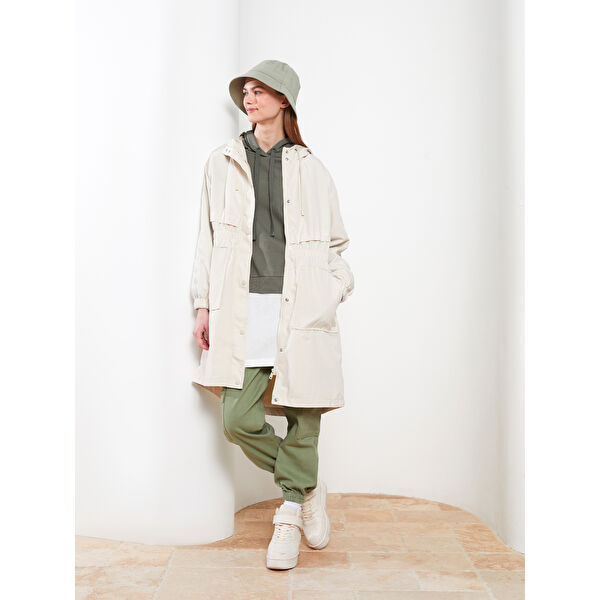 MODEST Kapüşonlu Düz Uzun Kollu Balıkçı Kumaş Kadın Mont MODEST Kapüşonlu Düz Uzun Kollu Balıkçı Kumaş Kadın Mont