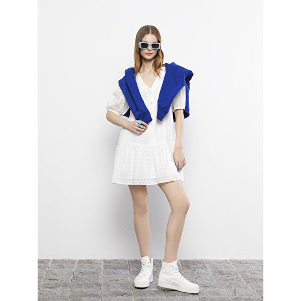 V Yaka Kendinden Desenli Pamuklu Kadın Elbise