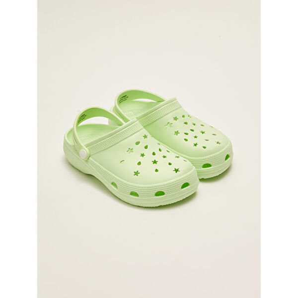 Delikli Görünümlü Kız Çocuk Sandalet