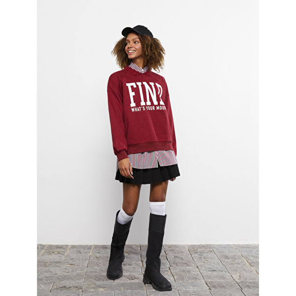 LCW CASUAL Polo Yaka Yazı Baskılı Uzun Kollu Kadın Sweatshirt