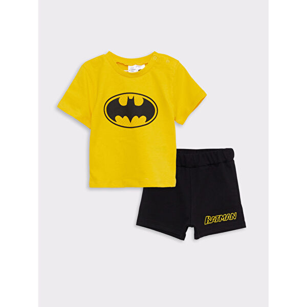 Bisiklet Yaka Kısa Kollu Batman Baskılı Pamuklu Erkek Bebek Tişört ve Şort 2'li Takım Bisiklet Yaka Kısa Kollu Batman Baskılı Pamuklu Erkek Bebek Tişört ve Şort 2'li Takım