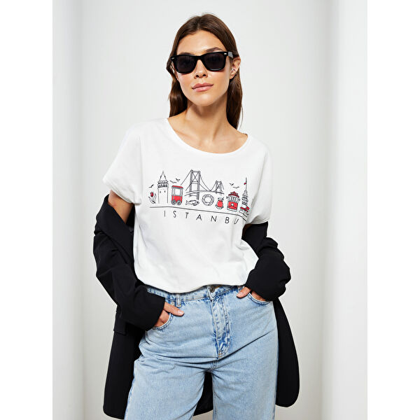 Bisiklet Yaka Yazı Baskılı Kısa Kollu Pamuklu Kadın Tişört Bisiklet Yaka Yazı Baskılı Kısa Kollu Pamuklu Kadın Tişört