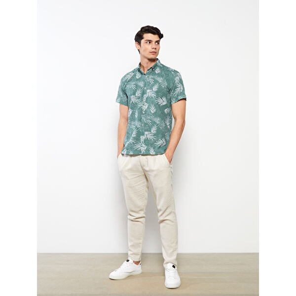LCW VISION Slim Fit Kısa Kollu Desenli Poplin Erkek Gömlek LCW VISION Slim Fit Kısa Kollu Desenli Poplin Erkek Gömlek