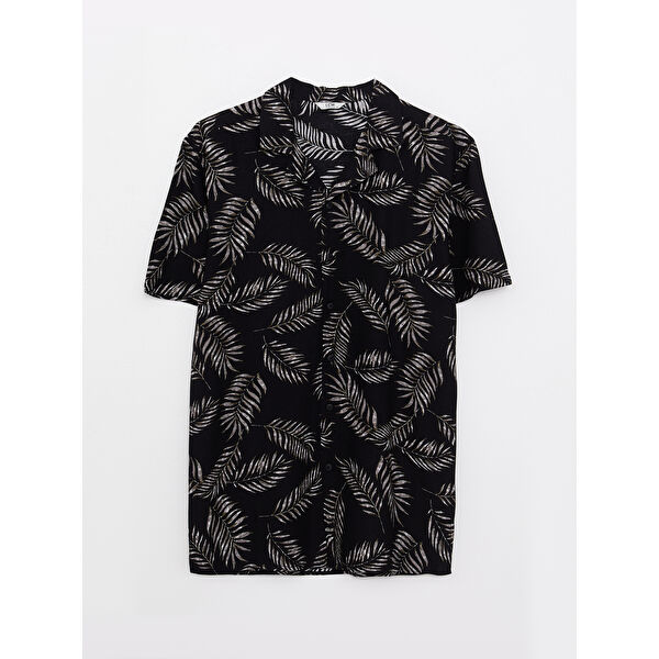 LCW VISION Slim Fit Resort Yaka Kısa Kollu Desenli Viskon Erkek Gömlek LCW VISION Slim Fit Resort Yaka Kısa Kollu Desenli Viskon Erkek Gömlek