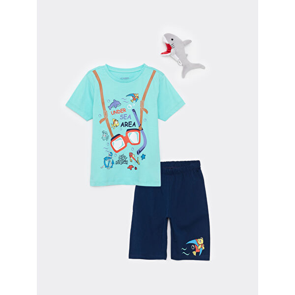 Bisiklet Yaka Baskılı Kısa Kollu Erkek Çocuk Şortlu Pijama Takımı ve Kukla