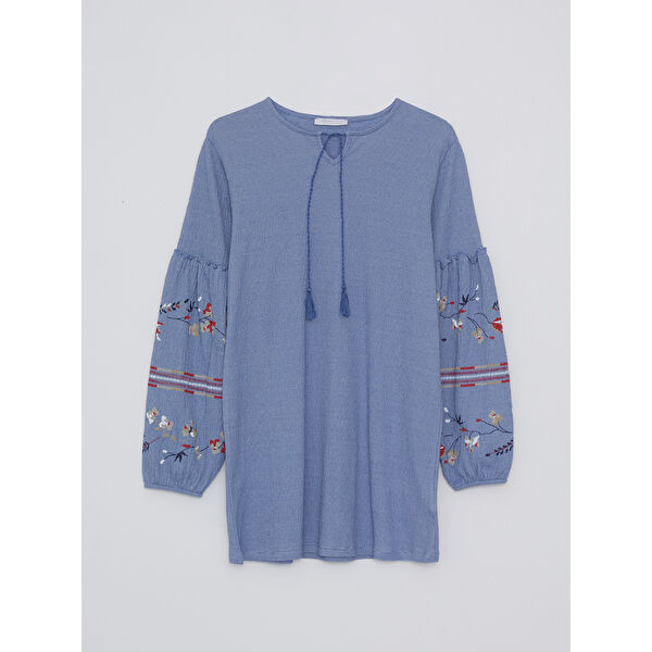 LCW CLASSIC Bağlamalı Yaka Nakışlı Uzun Kollu Kadın Tunik