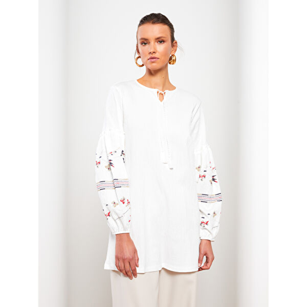 LCW CLASSIC Bağlamalı Yaka Nakışlı Uzun Kollu Kadın Tunik