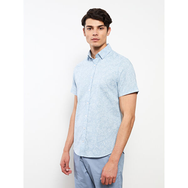 LCW CLASSIC Slim Fit Kısa Kollu Desenli Poplin Erkek Gömlek LCW CLASSIC Slim Fit Kısa Kollu Desenli Poplin Erkek Gömlek