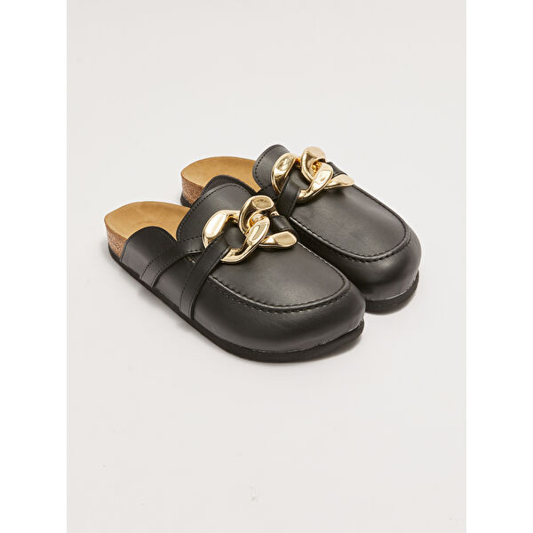 Deri Görünümlü Metal Tokalı Kadın Terlik