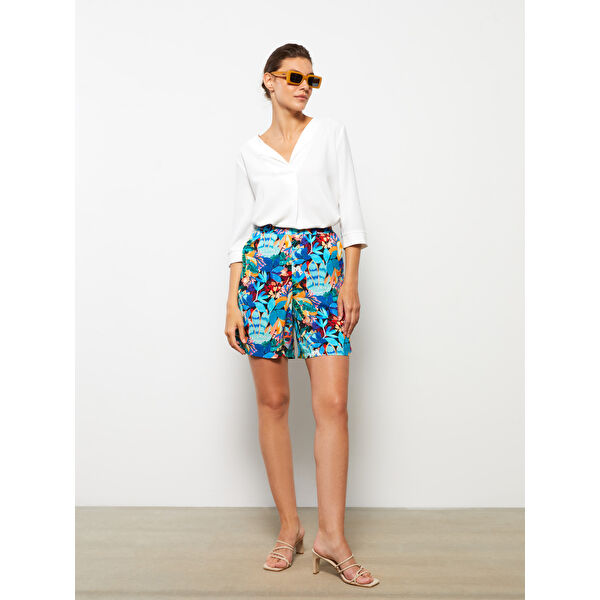 Beli Lastikli Rahat Kalıp Desenli Cep Detaylı Viskon Kadın Şort