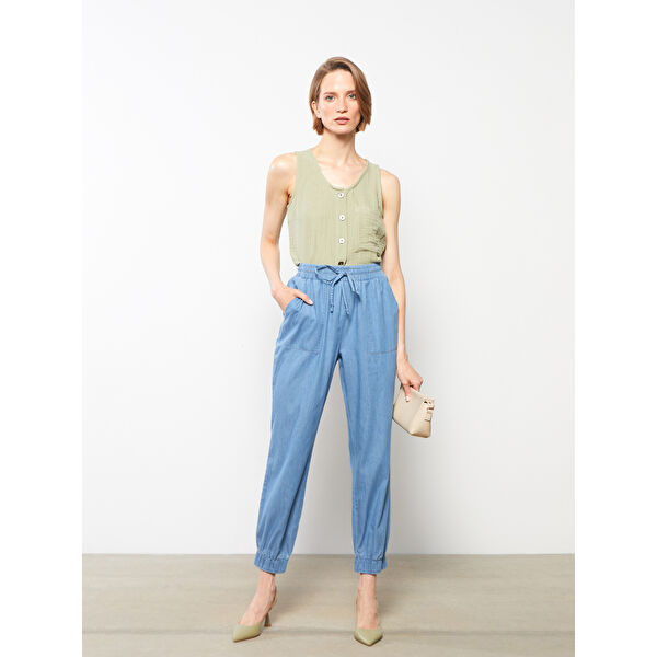 LCW CLASSIC Beli Lastikli Rahat Kalıp Düz Cep Detaylı Kadın Jogger Jean Pantolon LCW CLASSIC Beli Lastikli Rahat Kalıp Düz Cep Detaylı Kadın Jogger Jean Pantolon