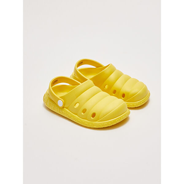 Delikli Erkek Çocuk Sandalet