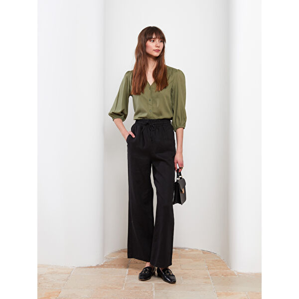 LCW CLASSIC Beli Lastikli Rahat Kalıp Düz Kadın Pantolon LCW CLASSIC Beli Lastikli Rahat Kalıp Düz Kadın Pantolon