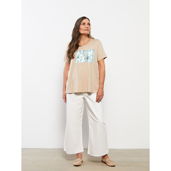 LCW GRACE Bisiklet Yaka Desenli Kısa Kollu Kadın Tişört LCW GRACE Bisiklet Yaka Desenli Kısa Kollu Kadın Tişört