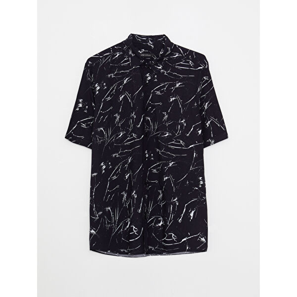 LCW CASUAL Regular Fit Kısa Kollu Desenli Poplin Erkek Gömlek LCW CASUAL Regular Fit Kısa Kollu Desenli Poplin Erkek Gömlek
