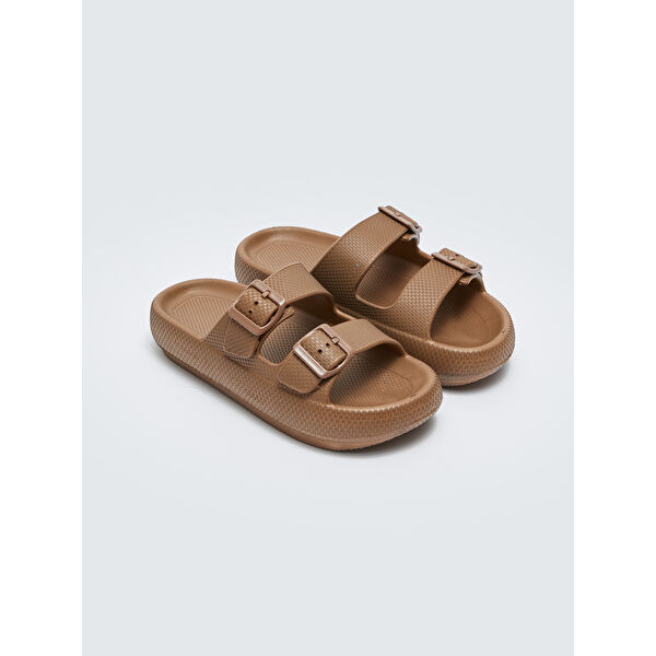 Çift Bantlı Toka Detaylı Kadın Terlik