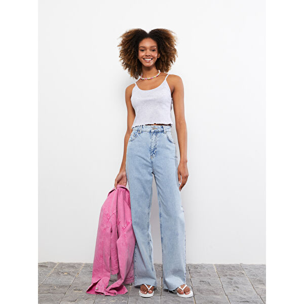 LCW DREAM U Yaka Düz Askılı Crop Kadın Atlet