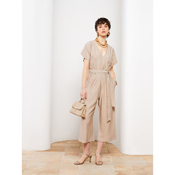 LCW VISION Kruvaze Yaka Düz Kısa Kollu Keten Kadın Tulum LCW VISION Kruvaze Yaka Düz Kısa Kollu Keten Kadın Tulum