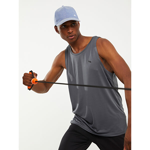 LCW SPORTS Bisiklet Yaka Kolsuz Erkek Spor Atlet LCW SPORTS Bisiklet Yaka Kolsuz Erkek Spor Atlet