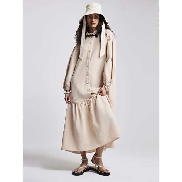 Kuaybe Gider X LC Waikiki Fırfırlı Dik Yaka Düz Uzun Kollu Pamuklu Kadın Elbise