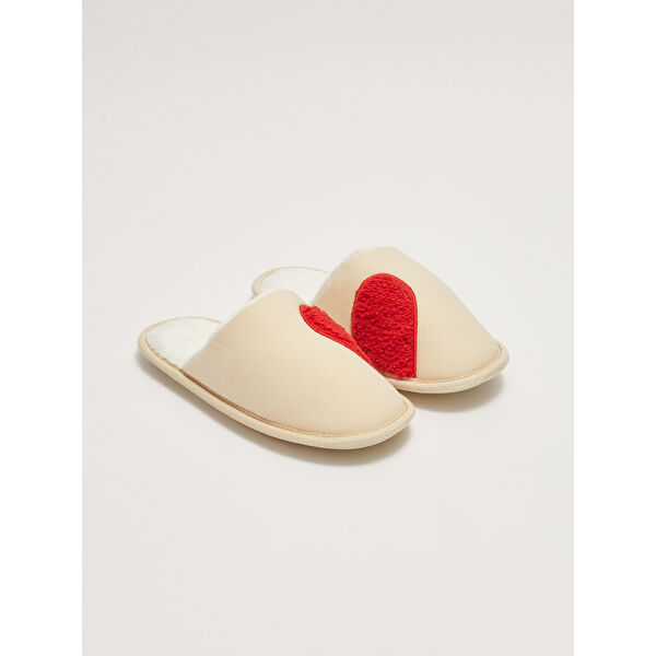 Kalp Aplikeli Kadın Ev Terliği