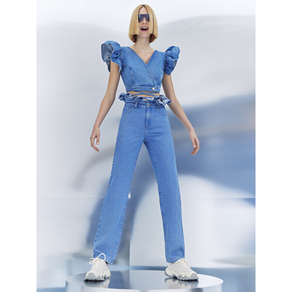 SUDI ETUZ X LC WAIKIKI CEPLİ KEMERİ FIRFIR DETAYLI STRAIGHT LEG KADIN JEAN SUDI ETUZ X LC WAIKIKI CEPLİ KEMERİ FIRFIR DETAYLI STRAIGHT LEG KADIN JEAN