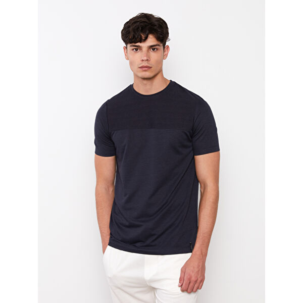 LCW CLASSIC Bisiklet Yaka Kısa Kollu Erkek Tişört LCW CLASSIC Bisiklet Yaka Kısa Kollu Erkek Tişört