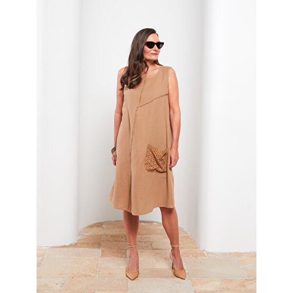 LCW GRACE Bisiklet Yaka Nakışlı Kolsuz Pamuklu Kadın Elbise LCW GRACE Bisiklet Yaka Nakışlı Kolsuz Pamuklu Kadın Elbise