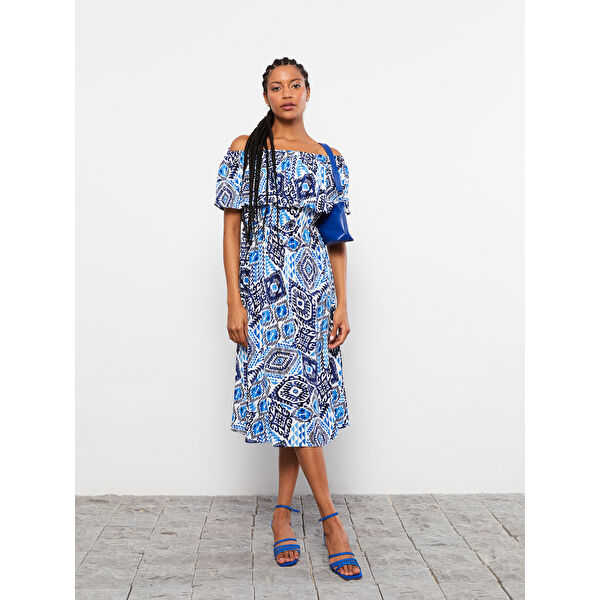 Kayık Yaka Desenli Kısa Kollu Krinkle Kumaş Kadın Elbise Kayık Yaka Desenli Kısa Kollu Krinkle Kumaş Kadın Elbise