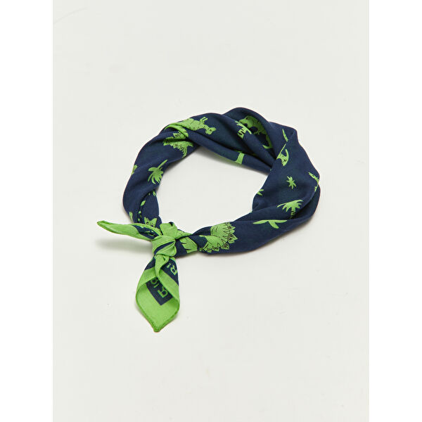 Desenli Erkek Çocuk Fular Desenli Erkek Çocuk Fular