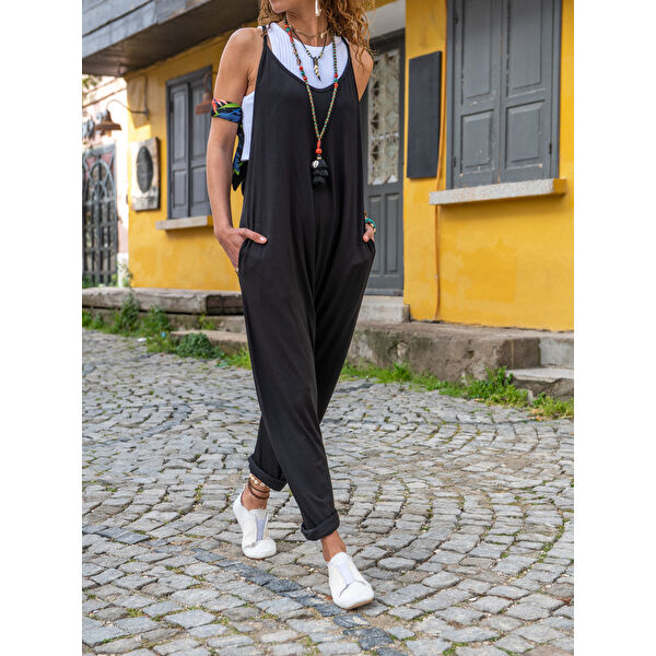 Güneşkızı V Yaka Düz Askılı Salaş Kadın Şalvar Tulum Güneşkızı V Yaka Düz Askılı Salaş Kadın Şalvar Tulum