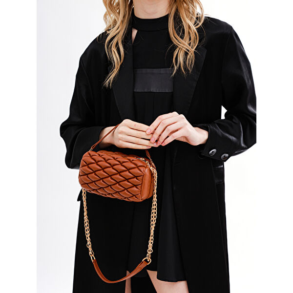 Madamra Zincir Detaylı Kadın Omuz Çantası