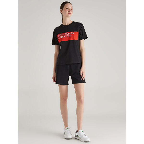 Benetton Bisiklet Yaka Baskılı Kısa Kollu Pamuklu Kadın Tişört