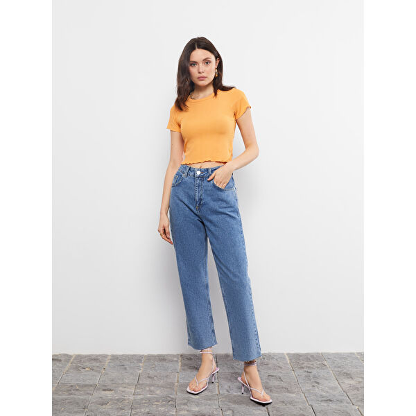 Busem Bisiklet Yaka Düz Kısa Kollu Crop Kadın Bluz