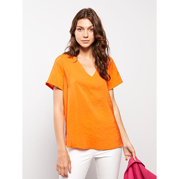 V Yaka Düz Kısa Kollu Poplin Kadın Bluz