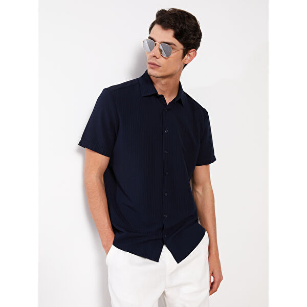 LCW CLASSIC Regular Fit Kısa Kollu Erkek Gömlek