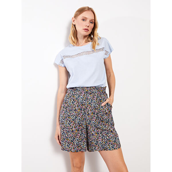 Beli Lastikli Desenli Viskon Kadın Şort