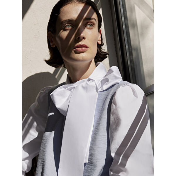 Kevser Sarıoğlu x LCW Modest Gömlek Yaka Düz Uzun Kollu Poplin Kadın Gömlek