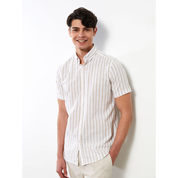 LCW CLASSIC Slim Fit Kısa Kollu Çizgili Poplin Erkek Gömlek LCW CLASSIC Slim Fit Kısa Kollu Çizgili Poplin Erkek Gömlek