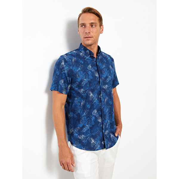 Regular Fit Kısa Kollu Desenli Poplin Erkek Gömlek Regular Fit Kısa Kollu Desenli Poplin Erkek Gömlek