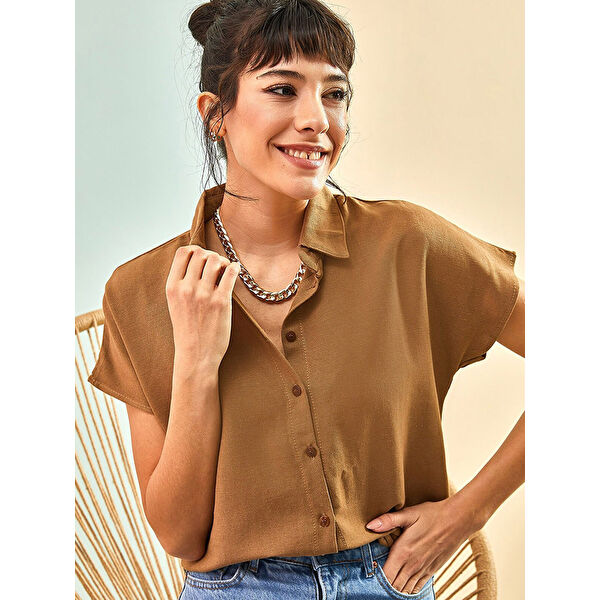 Shade Önden Düğme Kapamalı Düz Kısa Kollu Kadın Gömlek