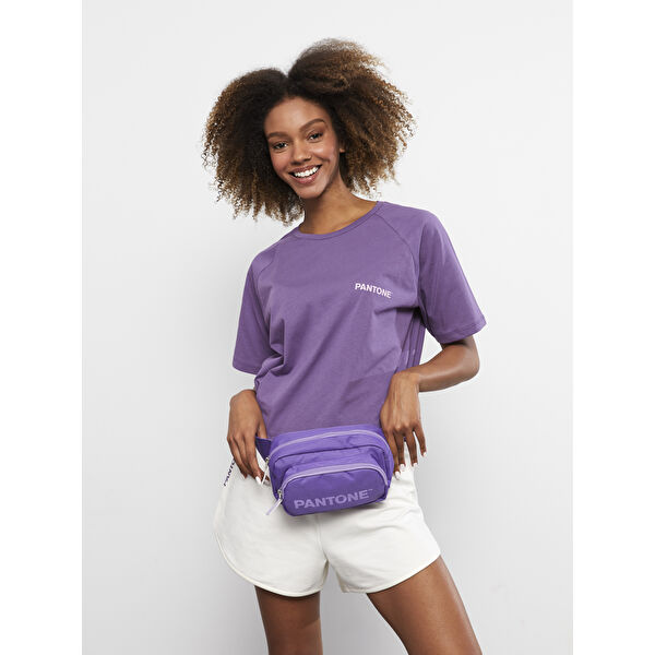 PANTONE Bisiklet Yaka Baskılı Kısa Kollu Pamuklu Oversize Kadın Tişört PANTONE Bisiklet Yaka Baskılı Kısa Kollu Pamuklu Oversize Kadın Tişört