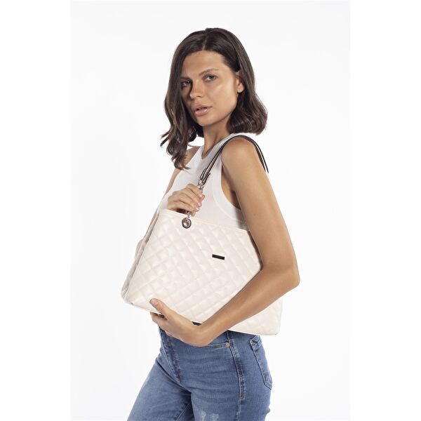 Madamra Kapitoneli Zincir Askılı Kadın Omuz Çantası