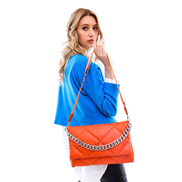 Madamra Kapitoneli Zincirli Kadın Omuz Çantası