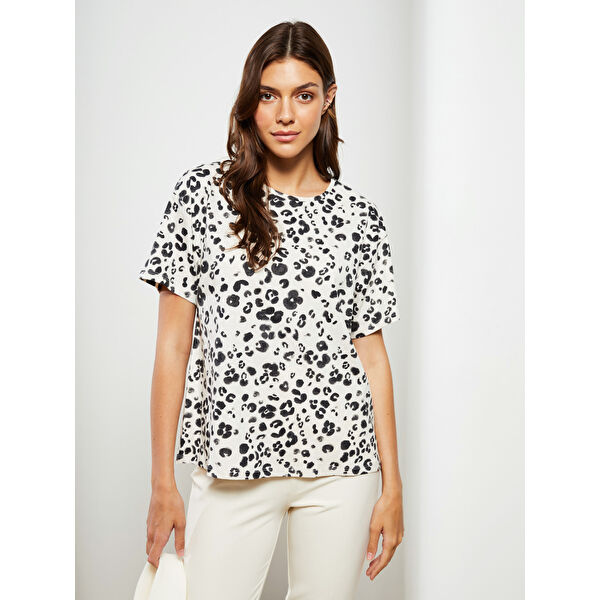 Bisiklet Yaka Desenli Kısa Kollu Pamuklu Kadın Tişört