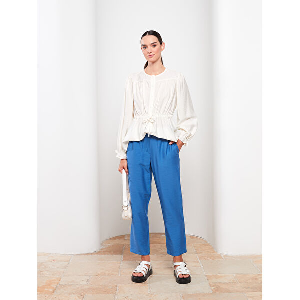 Rahat Kalıp Düz Cep Detaylı Kadın Pantolon