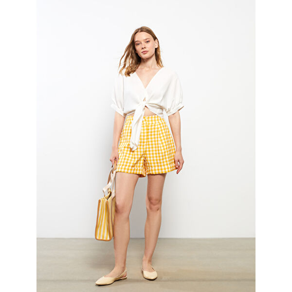 QUZU Standart Fit Ekose Kadın Şort