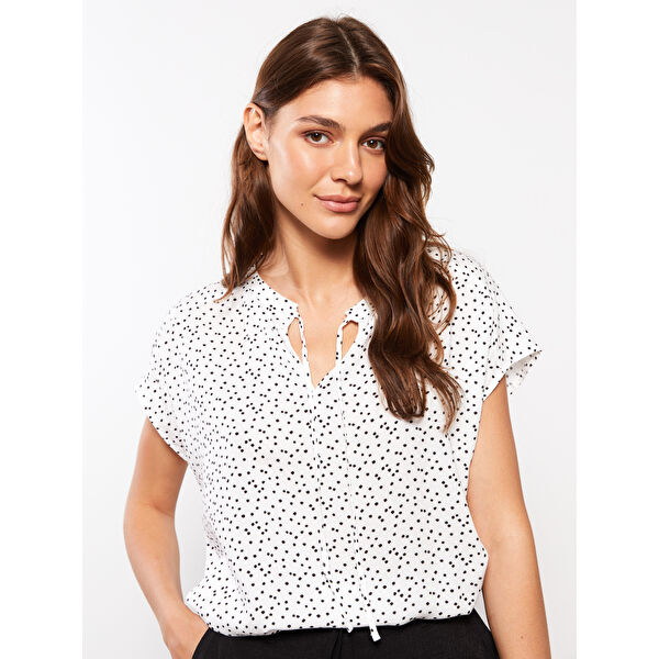 Bağlamalı Yaka Desenli Kısa Kollu Viskon Kadın Bluz